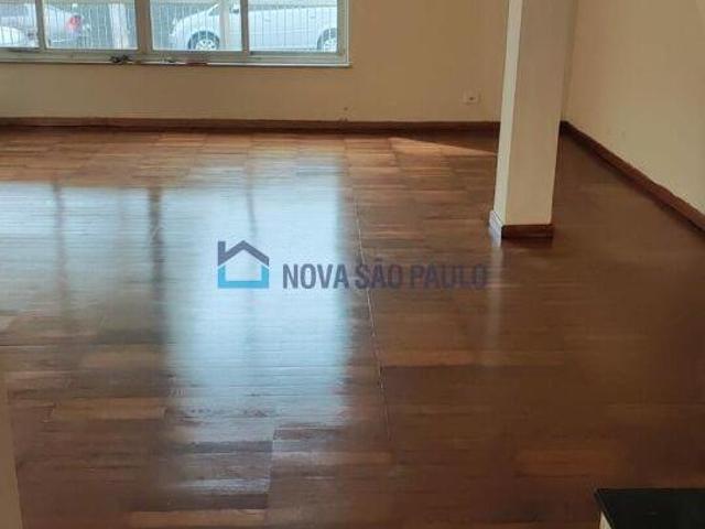 Casas a venda com 3 quartos e 1 suíte, 2 vagas Cursino