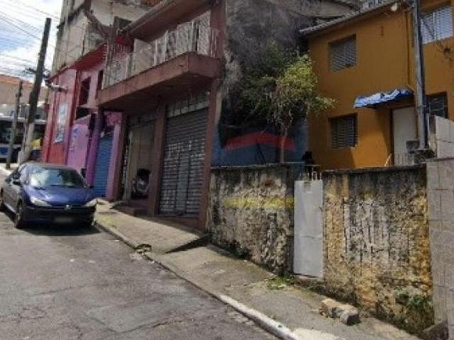 Casas à 250 metros do Metrô Tucuruvi Parada Inglesa