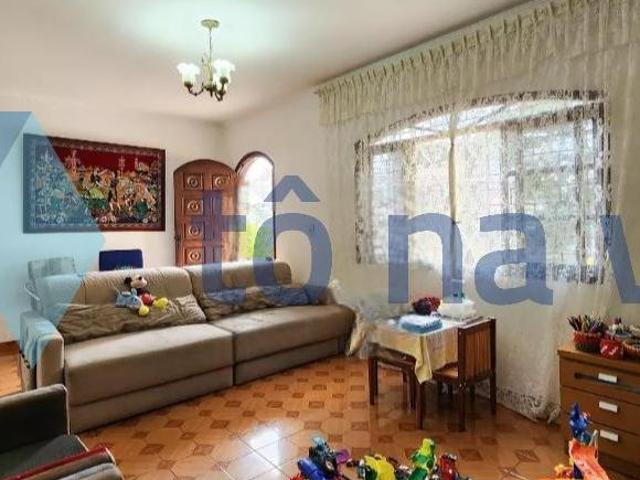 Casas &amp  Sobrados 3 dormitório s em Baeta Neves