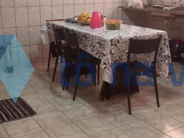 Casas &amp  Sobrados 3 dormitório s em Jardim Ipe