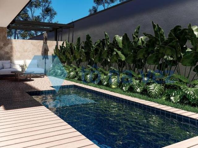 Casas &amp  Sobrados 3 dormitório s em São Lourenço