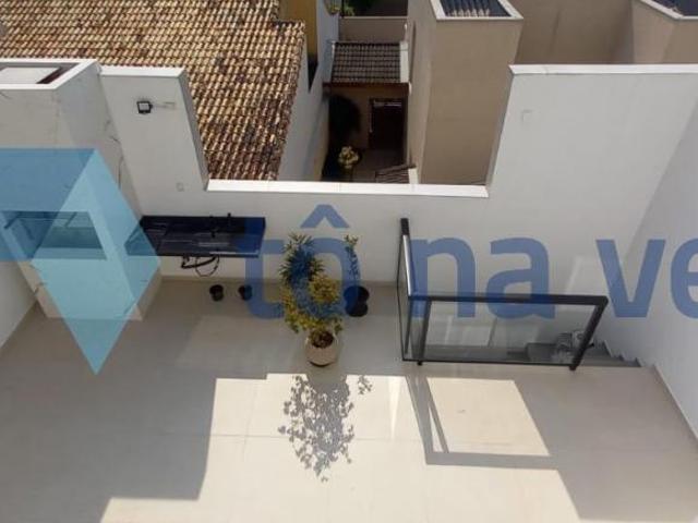 Casas &amp  Sobrados 3 dormitório s em Santa Terezinha