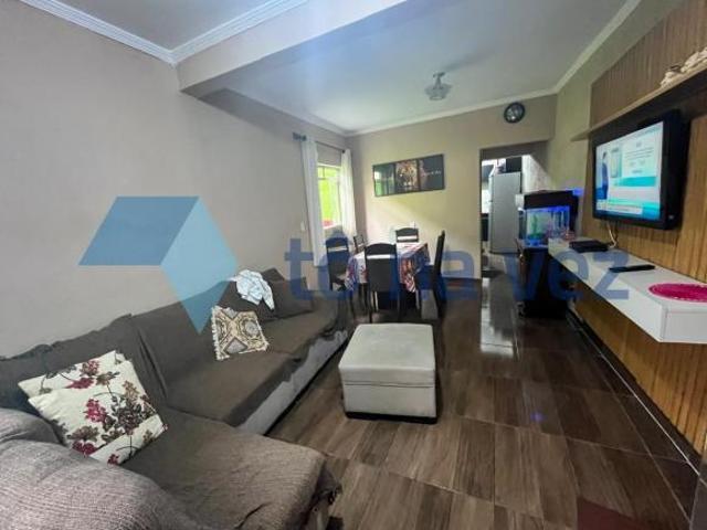 Casas &amp  Sobrados 3 dormitório s em Vila Linda