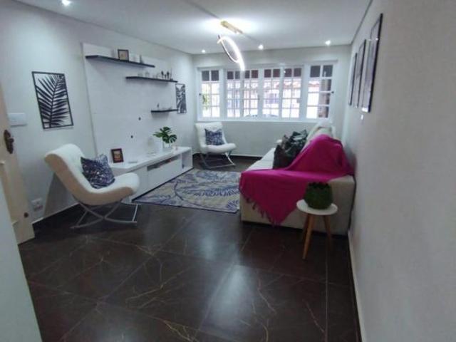 Casas &amp  Sobrados 4 dormitório s em Jardim Bom Pastor