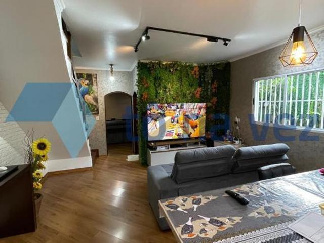 Casas &amp  Sobrados 4 dormitório s em Jardim Las Vegas