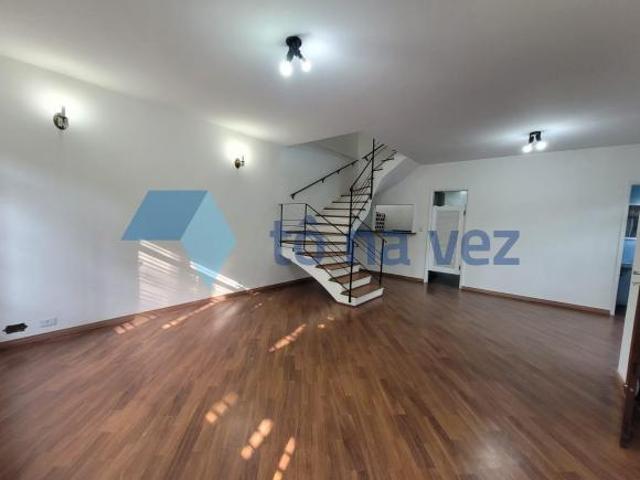 Casas &amp  Sobrados 4 dormitório s em Jardim