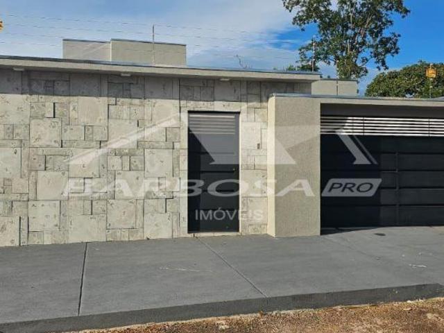 Casas com 3 quartos sendo 1 suite master á venda Caldas novas