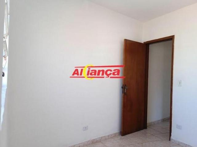 CASAS COM 02 QUARTOS E MUITO MAIS PARQUE SANTO ANTONIO GUARULHOS/SP