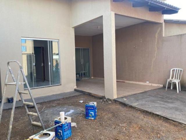 CASAS DE 02 QUARTOS COM SUÍTE OLANTA BEM DISTRIBUÍDA COM SUÍTE NO PARQUE TRE PODERES AC FGTS 98150
