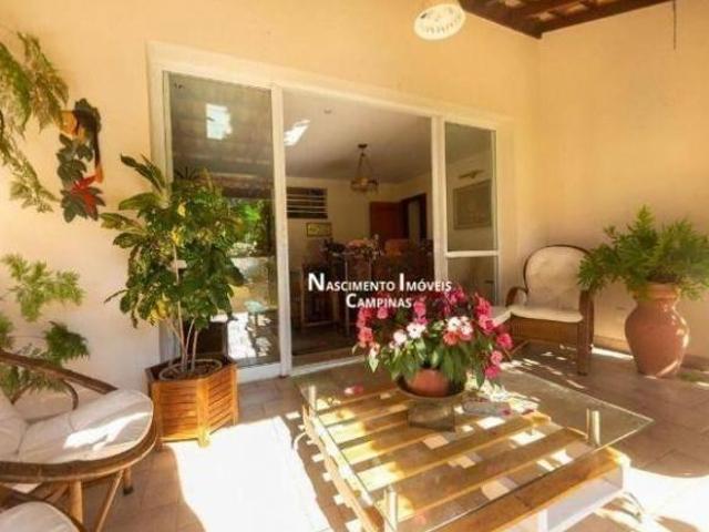 Casas de Condomínio com 3 suites no Residencial Villaggio Lausanne