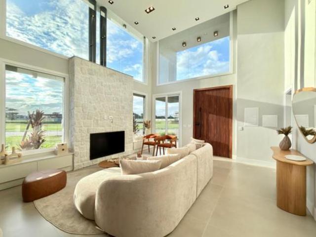 Casa em Condomínio 3 Dormitórios Bairro Allure Beach