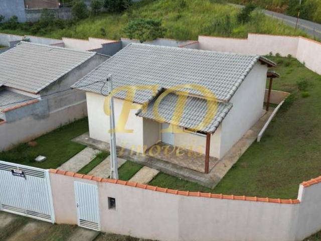 CASAS EM TERRA PRETA