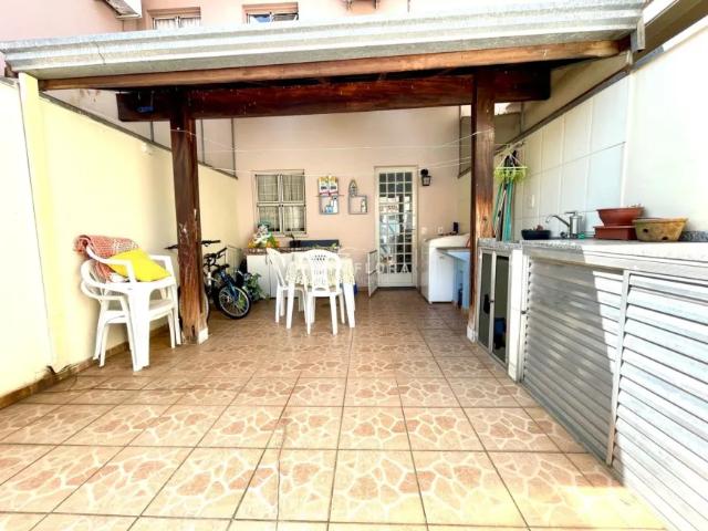 Casas em Condomínios Parque Villa Flores