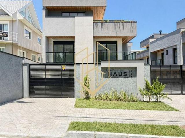 Casas em condomínio de alto padrão com 3 suítes no Seminário