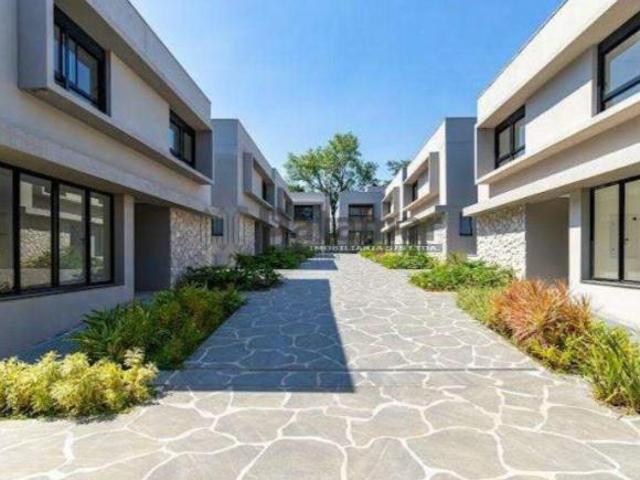Casas em condomínio fechado com 4 quartos Granja Julieta