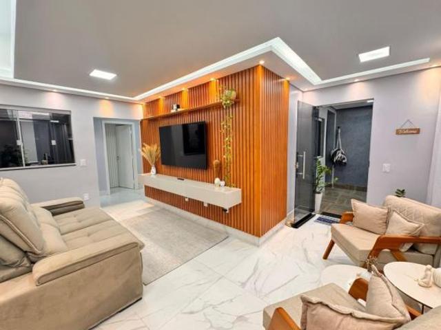 Casas Financiáveis para Venda em Brasília, Santa Maria, 3 dormitórios, 1 suíte, 1 banheiro, 2 vagas