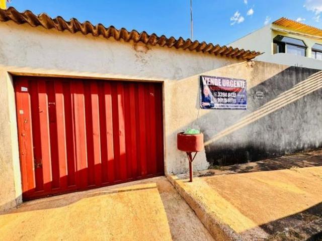 Casas Financiáveis para Venda em RA XIII Santa Maria, Santa Maria, 3 dormitórios, 1 suíte, 1 banheir