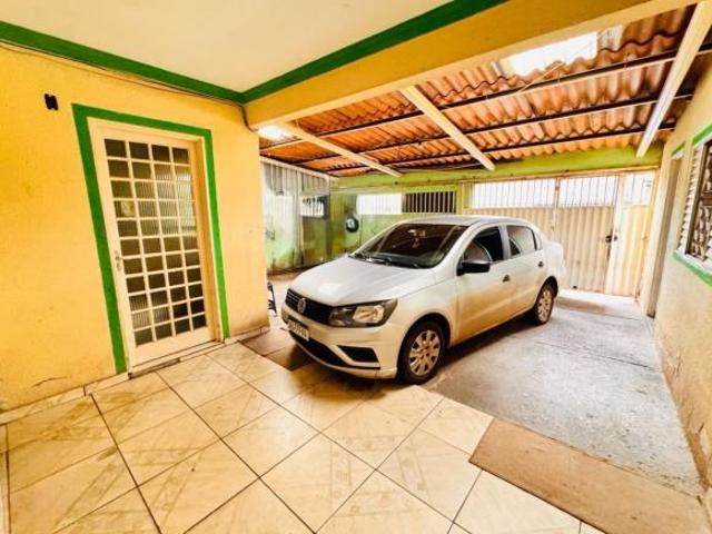 Casas Financiáveis para Venda em RA XIII Santa Maria, Santa Maria, 5 dormitórios, 1 suíte, 3 banheir