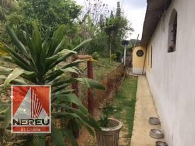 CASAS FRENTE PARA RODOVIA JUQUITIBA / SP 581,00M²