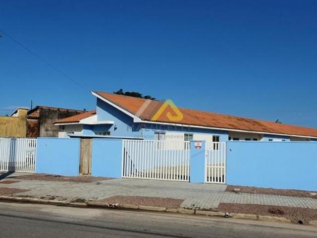 Casas Geminadas em condomínio fechado
