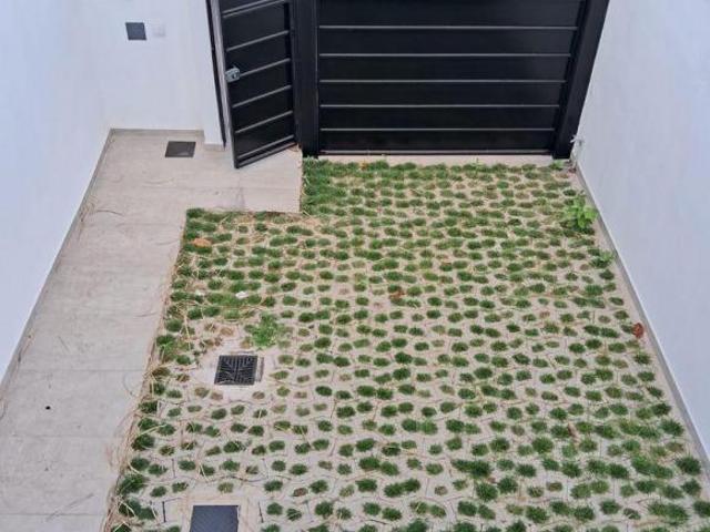 Casas modernas, espaçosas e com acabamento impecável/ Contagem