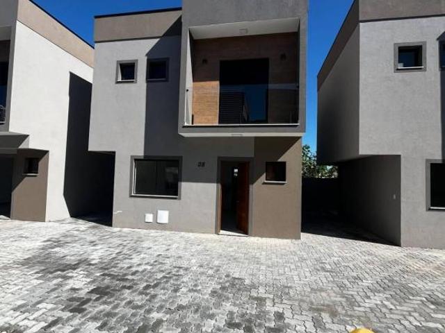 Casas Novas à Venda em Vilagio! Oportunidade em Atibaia