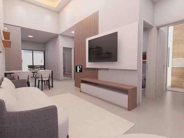 Casas novas na faixa do mar com piscina