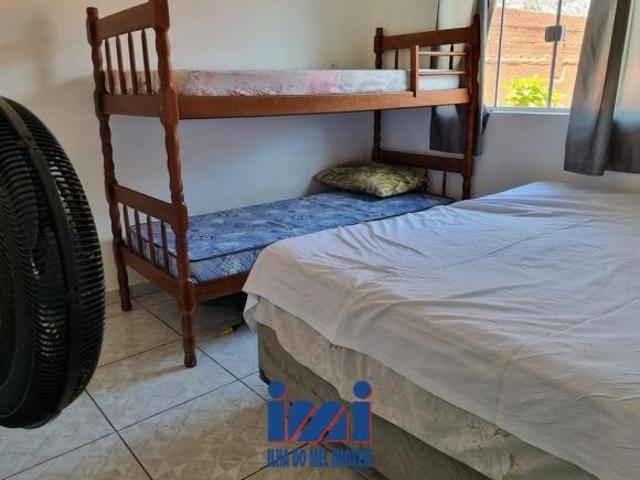 Casas novas no balneário Praia de Leste