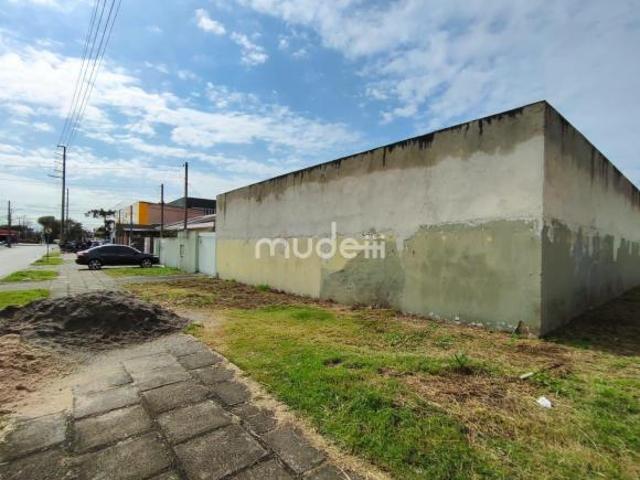 Casas ou terrenos para construção
