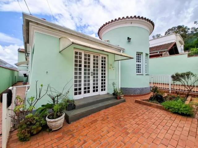 Casas Padrão em Poços de Caldas