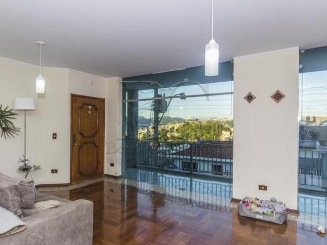Casas Padrão em Poços de Caldas