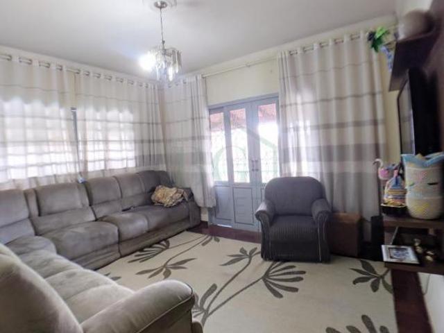 25562 Casas/Padrão Misto No bairro Jardim Itamaraty I