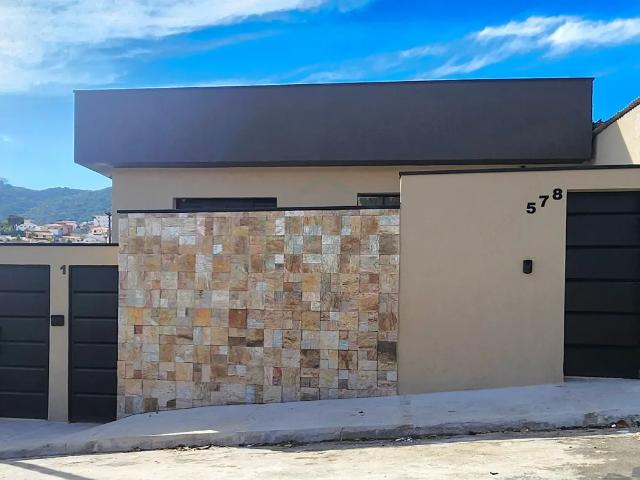 Casas Padrão Vila Nova Residencial para Locação em Poços de Caldas