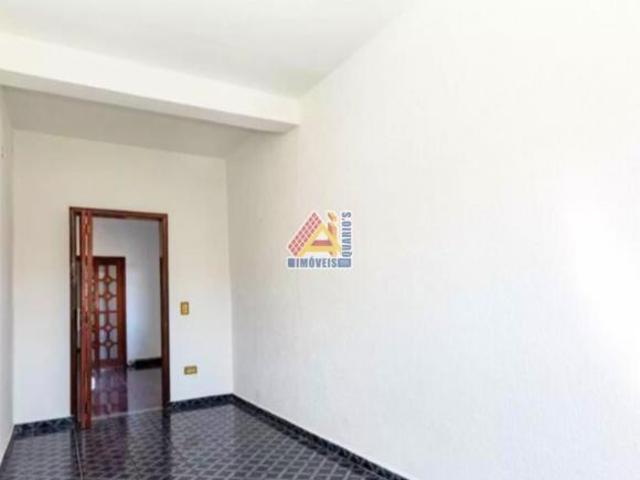 Casas para renda à venda no Parque Boturussu