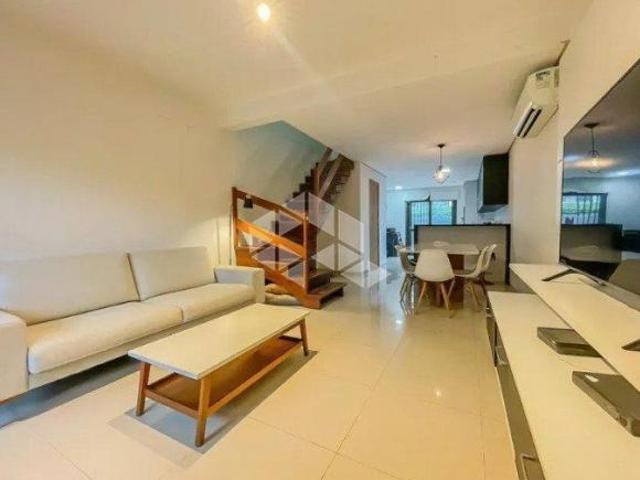 Casas para venda com 2 quartos, 101 m² Guarujá