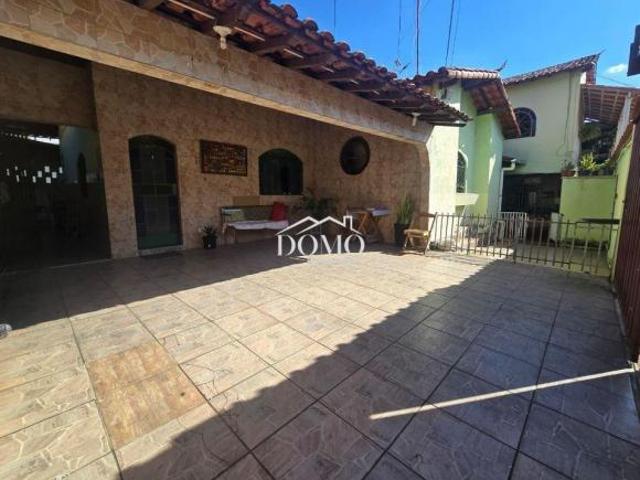 Casas para venda com 3 quartos, 315 m² Parque Recreio