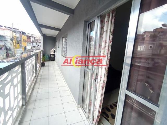 Casas residenciais 4 casas no total de 5 dormitórios e 4 banheiros, localizada Jardim Silvia