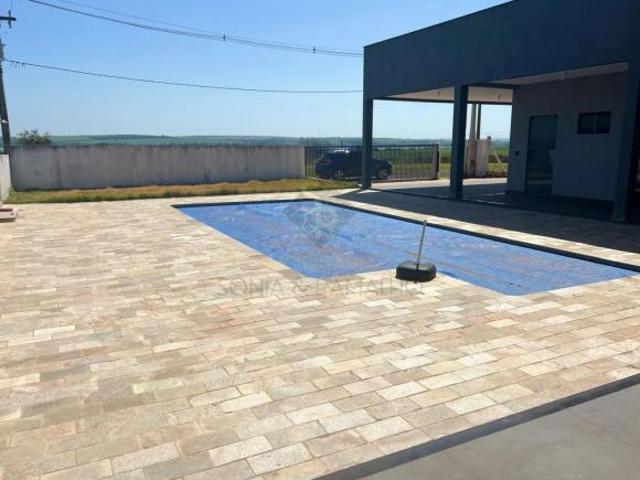 Casas Residenciais Condomínio em Iacanga