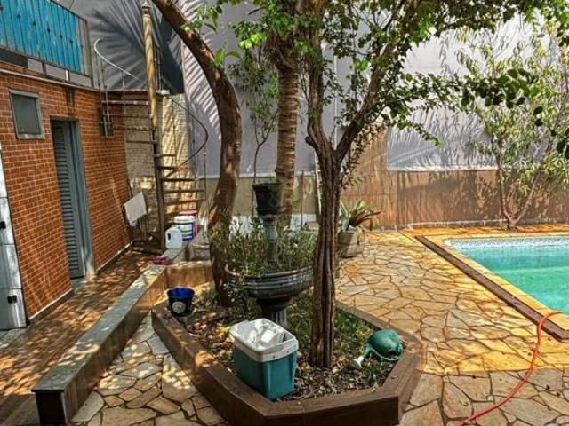 Casas Residenciais Padrão em Jardinópolis