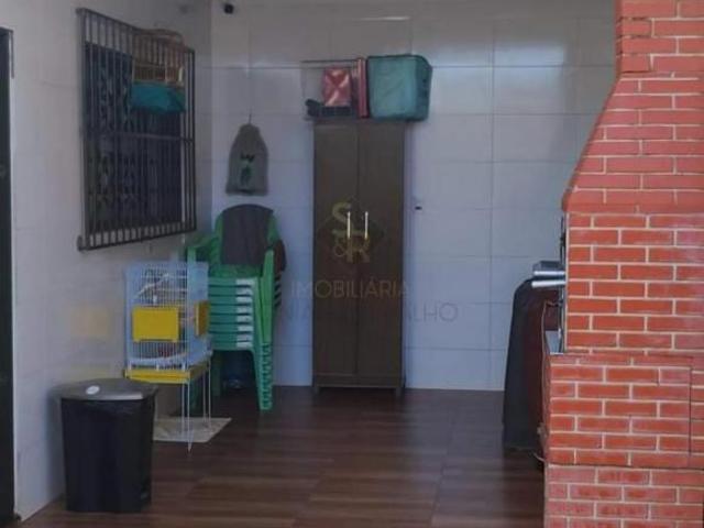 Casas Residenciais Padrão em Jardinópolis