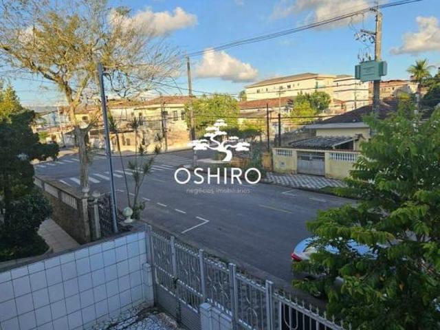 Casas Sobrepostas Alta e Baixa com Edícula à venda Jardim Casqueiro Cubatão