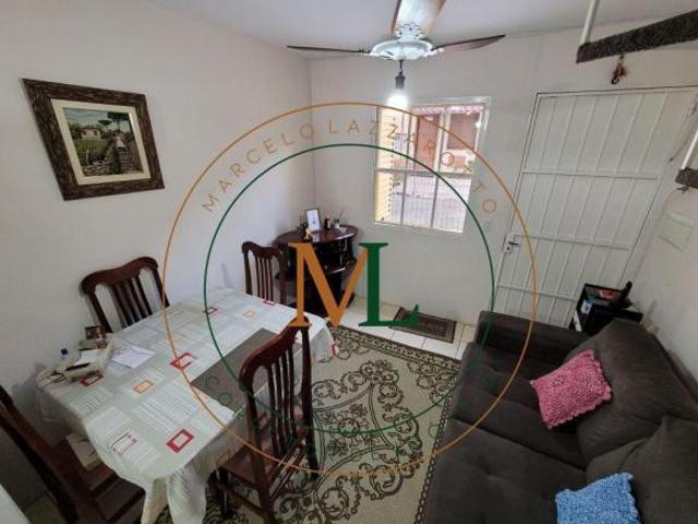 Casa/Sobrado 02 Dormitórios em Condomínio