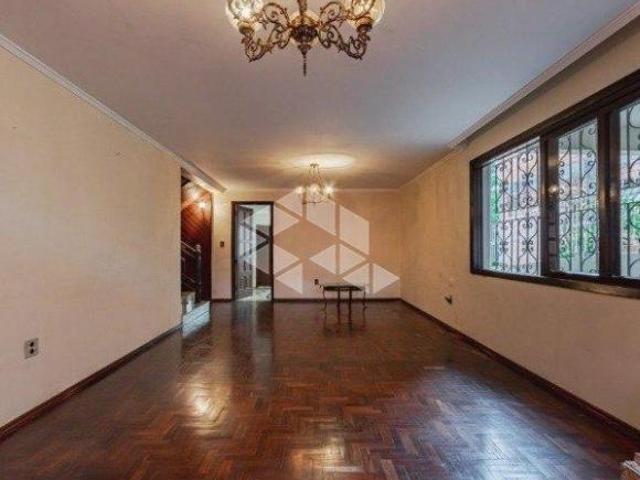 Casa/Sobrado 248,25m² área privativa 4 dormitórios/quartos 1 suíte 2 vagas Marechal Rondon