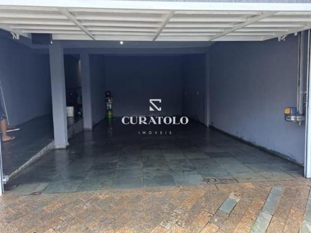 Casa/sobrado à venda no Alvarenga, São Bernardo, com 4 quartos, 4 vagas cobertas e quintal