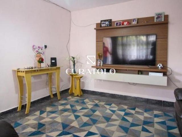 Casa/sobrado à venda com 180 m², 3 quartos e 2 vagas, Parque Santa Madalena, São Paulo