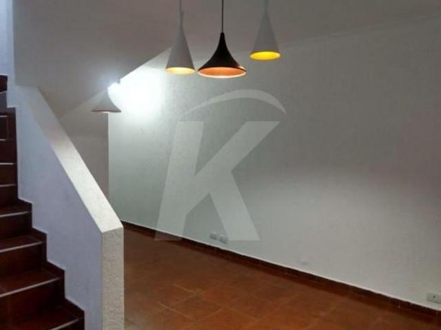 Casa/Sobrado à venda 168m² com 2 dormitórios, 1 vaga, quintal e sacada com armários planejados