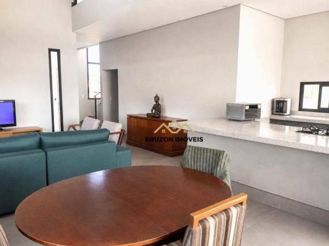 CASA/SOBRADO A VENDA 4 QUARTOS 1 SUÍTE, 360M²A.T, 238M²A.C R$ 1.950.000,00 RESIDENCIAL PECA