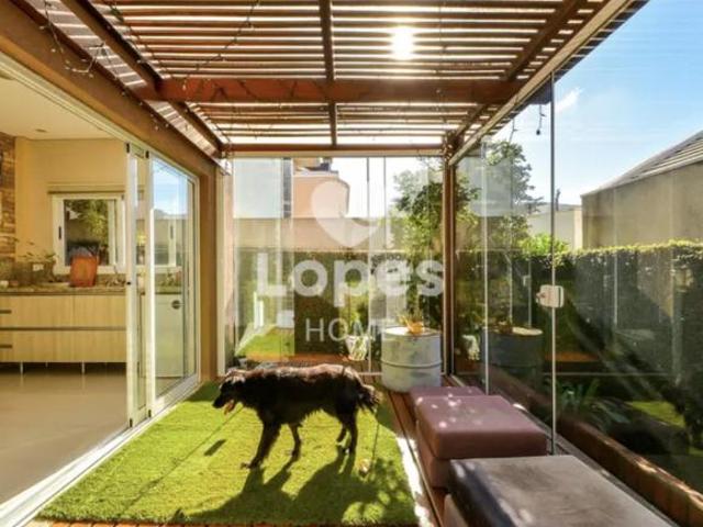 Casa/Sobrado bairro Santa Felicidade, 290m2 util,4 qtos,3 suites, 4 vagas