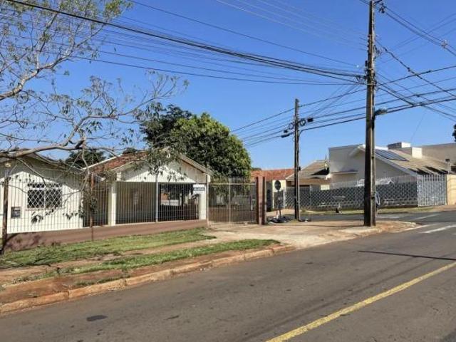 Casa/Sobrado Casa em Maringa