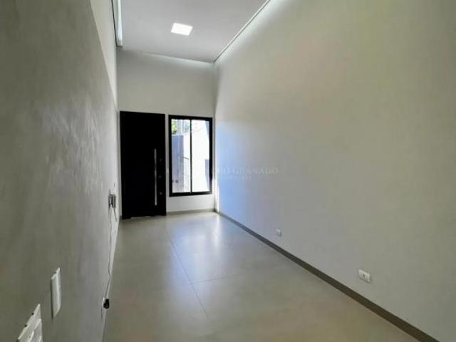 Casa/Sobrado Casa em Maringá